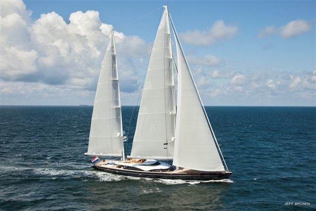 Yacht TWIZZLE, Royal Huisman | CHARTERWORLD Luxury Superyacht Charters